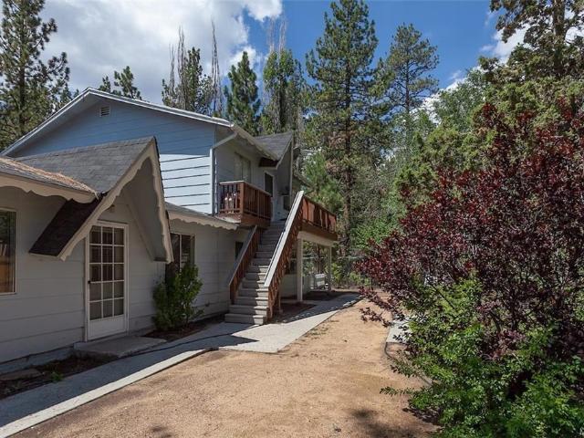 1017 Greenway Drive