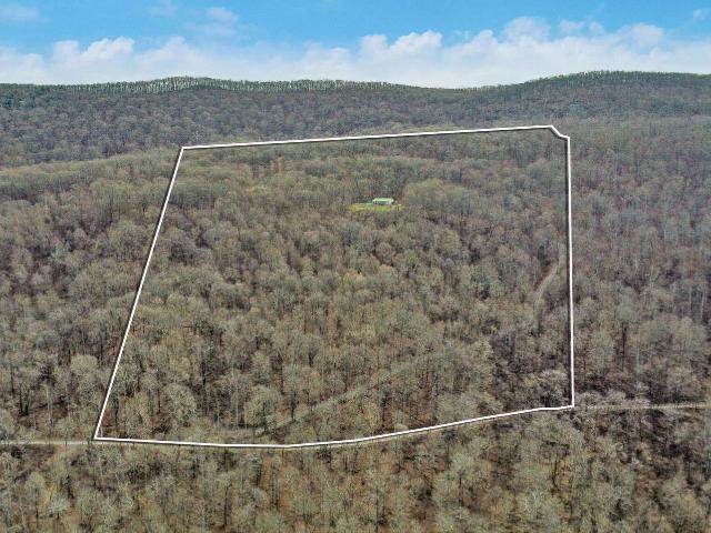 1017 Hinch Mountain Rd, Crossville, TN