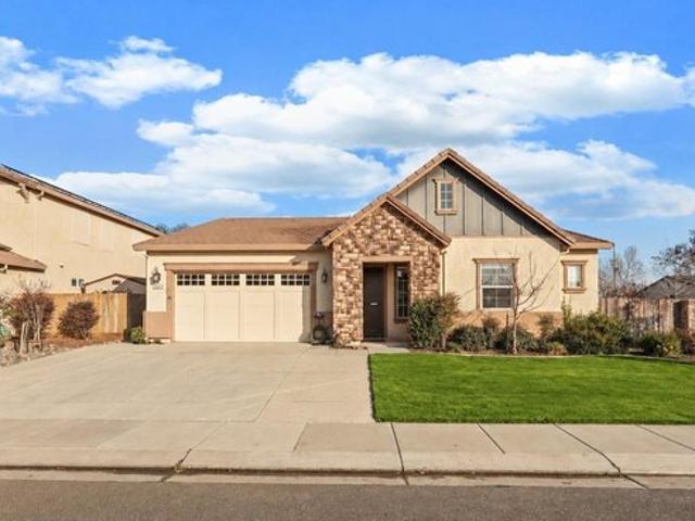 1017 Kumara St, Manteca, CA 95337
