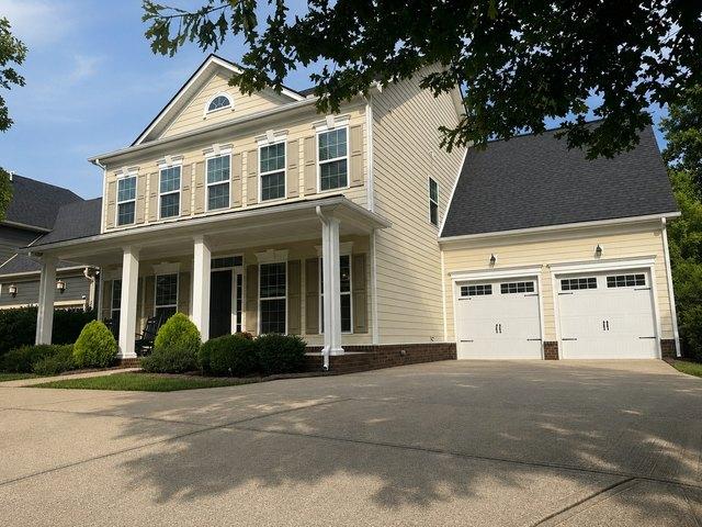 1017 Linden Isle Dr, Franklin, TN 37064