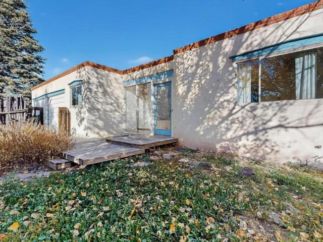 1017 Practilliano Dr, Santa Fe, NM 87505