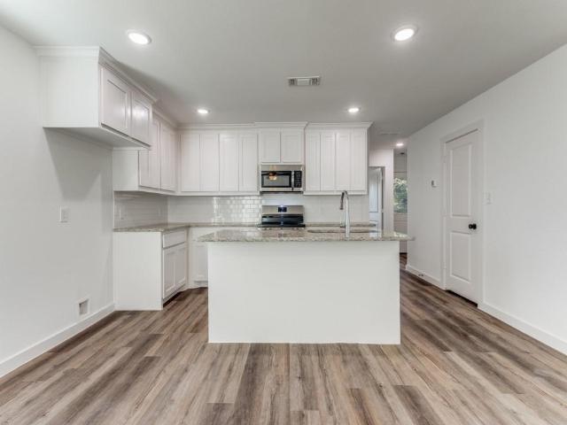 1017 Ray Drive