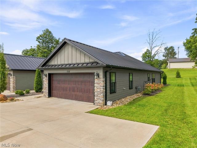 1017 Sycamore Lane
