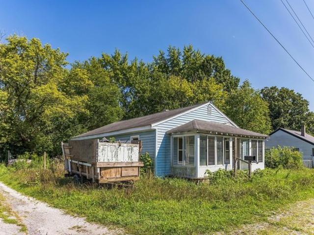 1017 S Park Ave, Marion, IN 46953