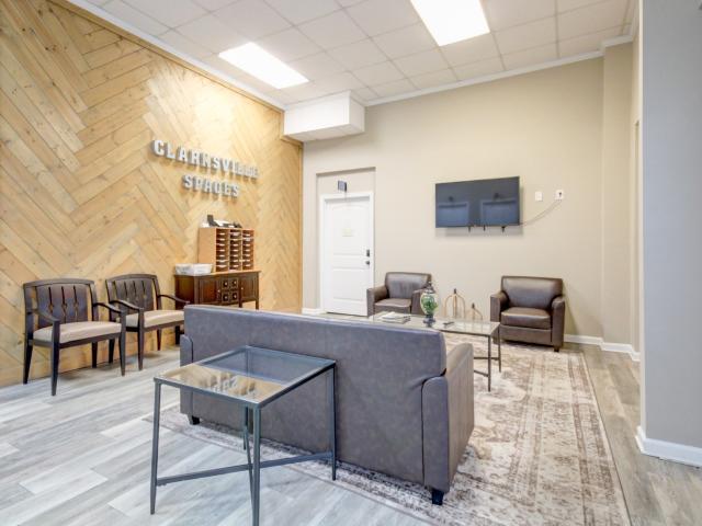 1017 S Riverside Dr Suite 241 242