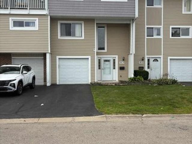 1017 Sandpiper Ct, Bartlett, IL 60103