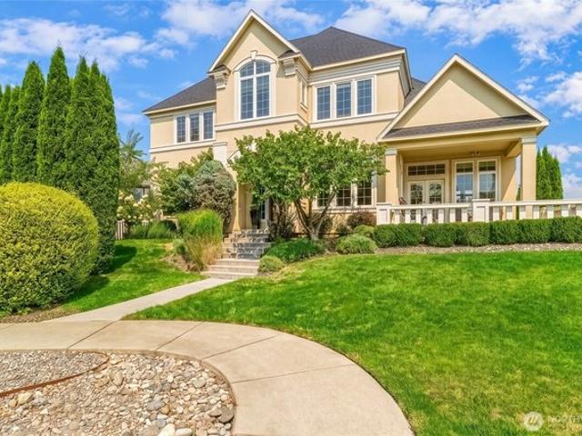 1017 SE Crestlane Dr, College Place, WA 99324
