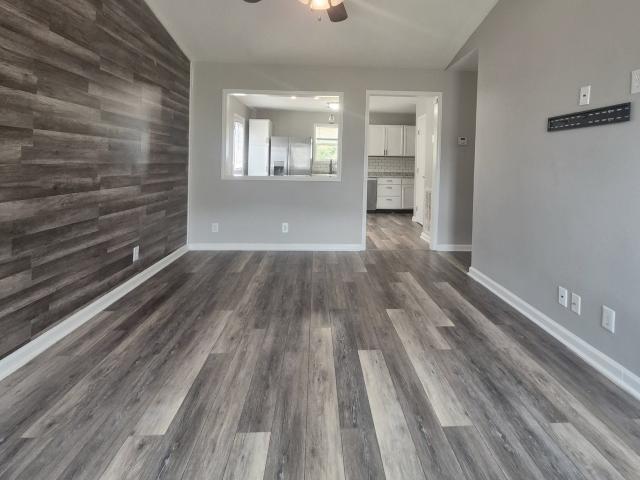 1017 Shadow Ridge Ave