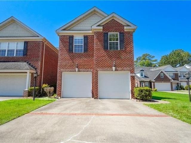 1017 Skiffs Landing Ln, Suffolk, VA 23435