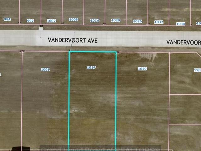 1017 Vandervoot Ave, Grand Island, NE 68801