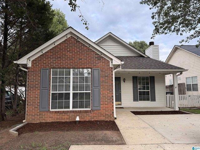1017 Wyndham Ln, Helena, AL 35080