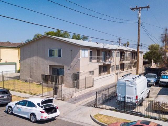 1017 W 95th St, Los Angeles, CA 90044