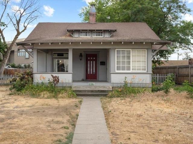 1017 W Kennewick Ave, Kennewick, WA 99336