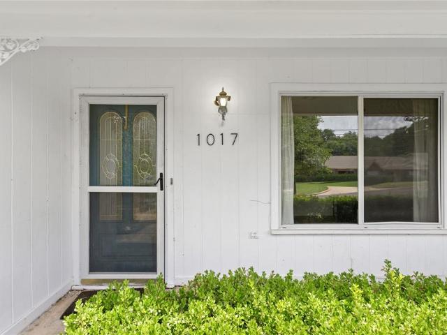 1017 Wedgewood Drive