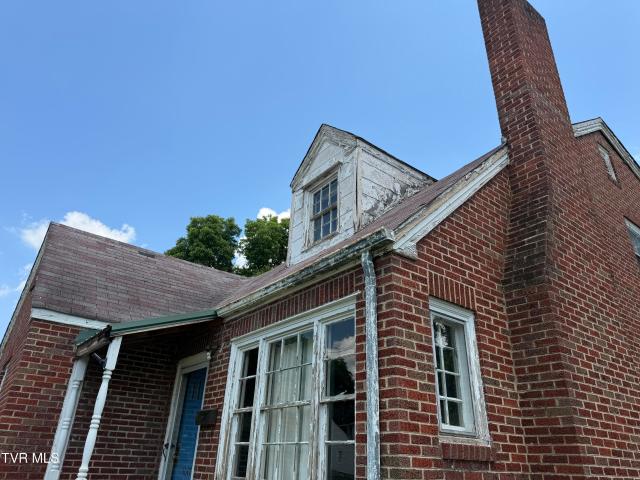 1017 Yadkin Street