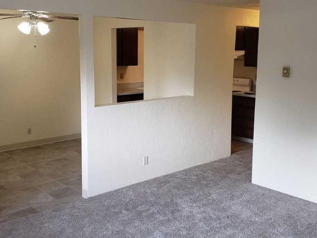 1017 & 1029 J St. 2 Bedroom Apartment for Rent at 1017 1017 & 1029 J St Springfield, OR 97477