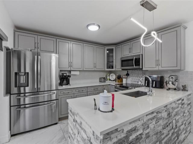 1017 10th Way, West Palm Beach, FL 33407 | MLS #B26016