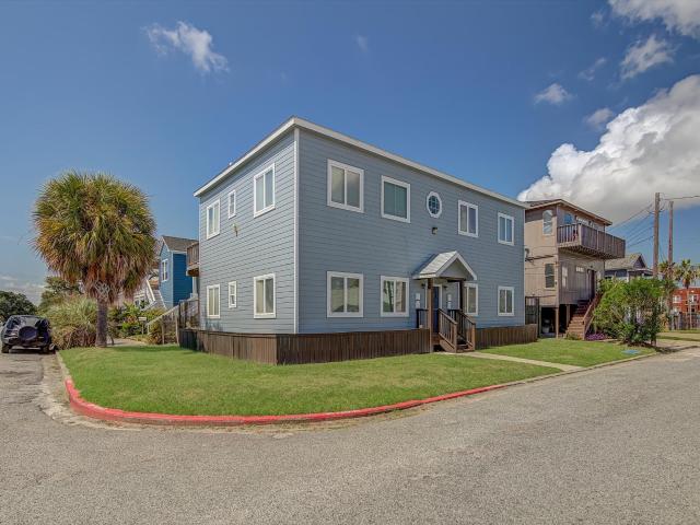1017 11th Street 3