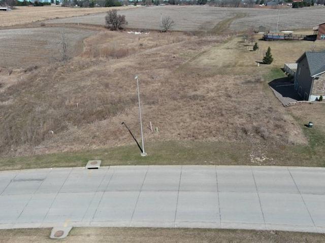 1017 2nd St SW, Waukon, IA 52172