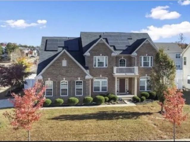 10185 Warfield St, White Plains, MD 20695