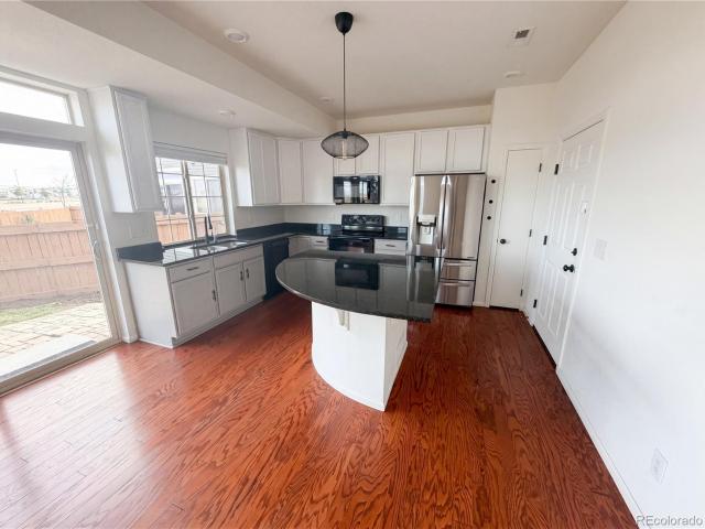 10186 Zeno St, Commerce City, CO 80022 | MLS #6398