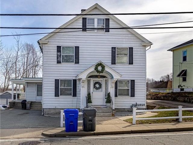 1018 Main St, West Warwick, RI 02893