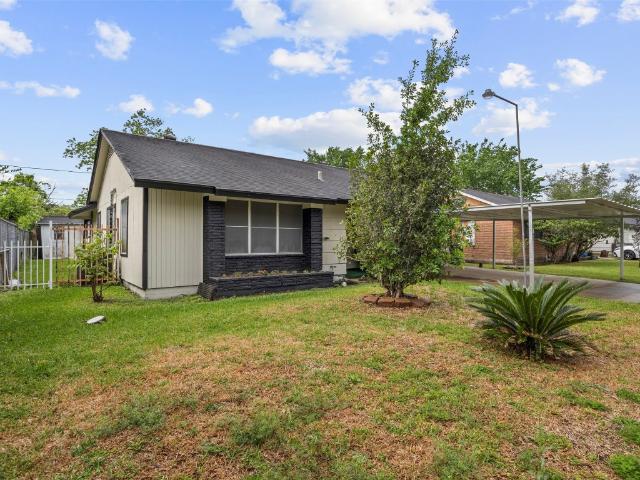 1018 Marleen St, Houston, TX 77034 | MLS #10893 | Compass