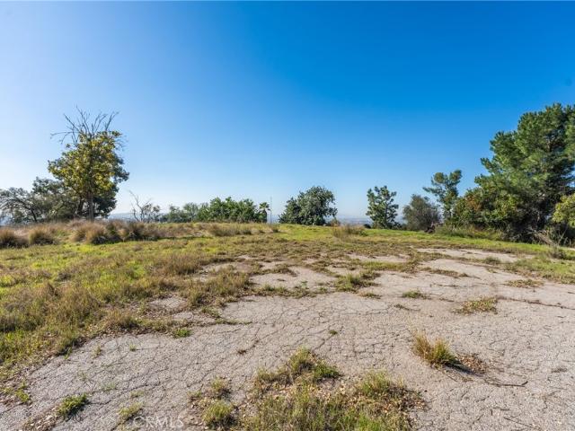1018 N Glendora Ave, Glendora, CA 91741 | MLS #OC25040