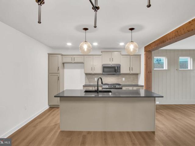 1018 Blackstone Run