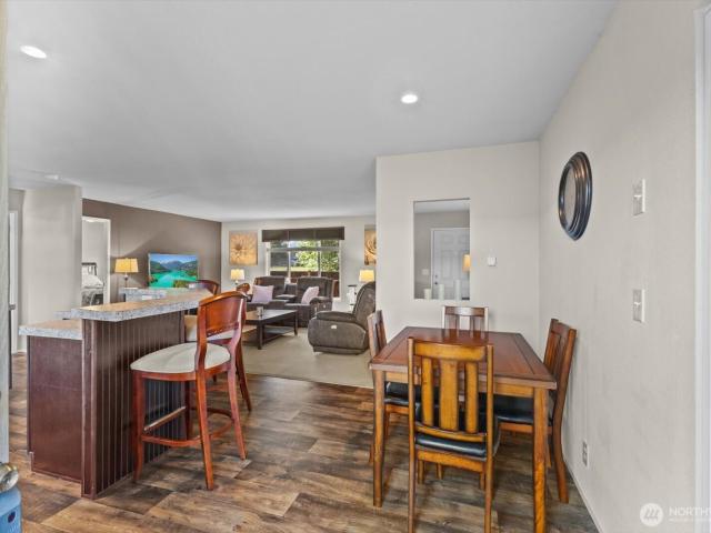 1018 Cook Road