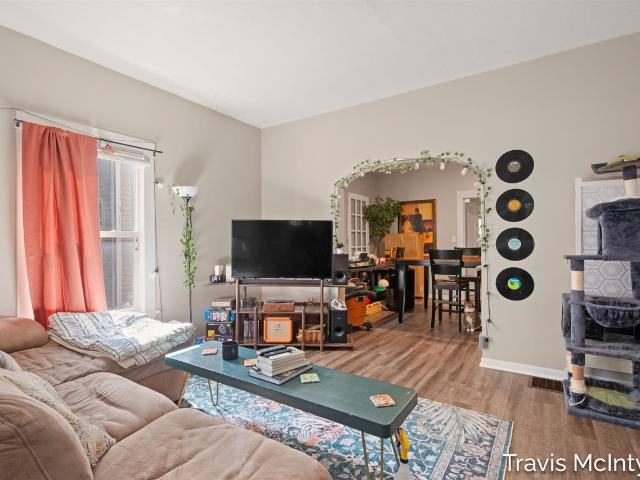 1018 Dayton Street