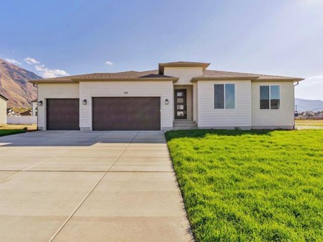 1018 E 250 S, Salem, UT 84653