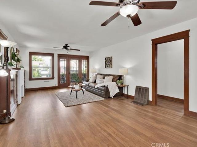 1018 E Palmyra Ave, Orange, CA 92866