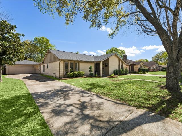 1018 El Dorado Boulevard
