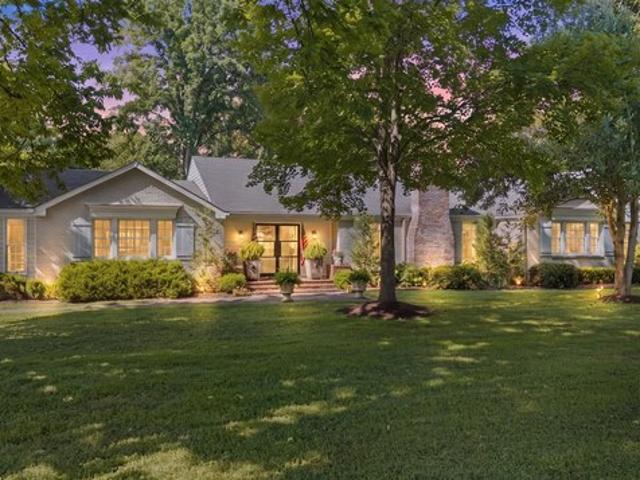 1018 Gateway Ln, Nashville, TN 37220