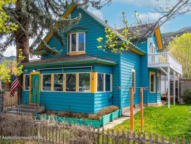 1018 Grand Ave, Glenwood Springs, CO 81601