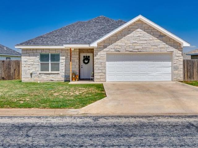 1018 Gregory Dr, San Angelo, TX 76905