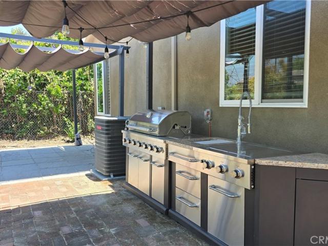 1018 La Presa Drive