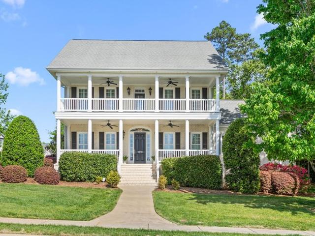 1018 Lochshire Dr, Burlington, NC 27215