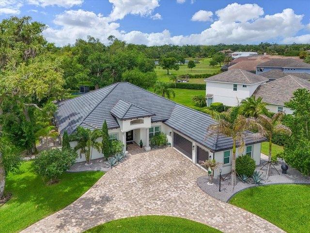 1018 rd St NE, Bradenton, FL 34212