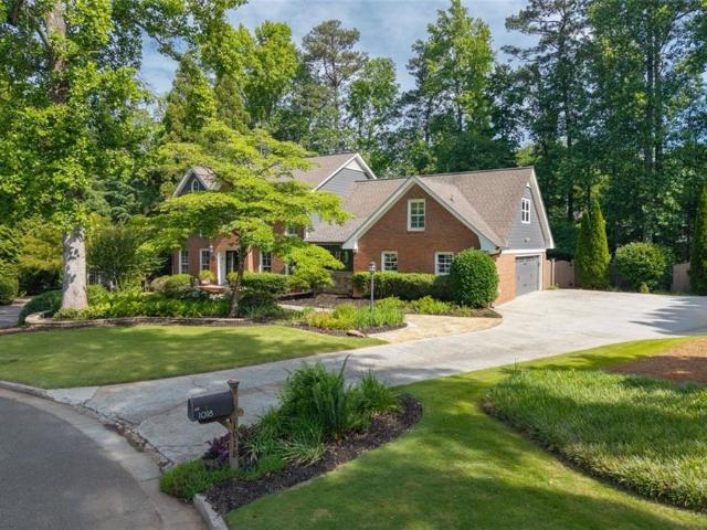 1018 Redfield Lane