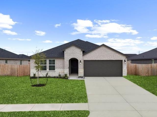 1018 River Coral Ln, Alvin, TX 77511