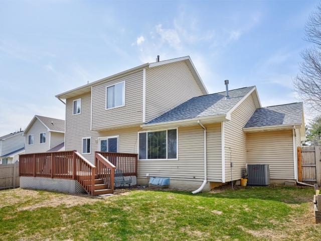 1018 S 50th Place