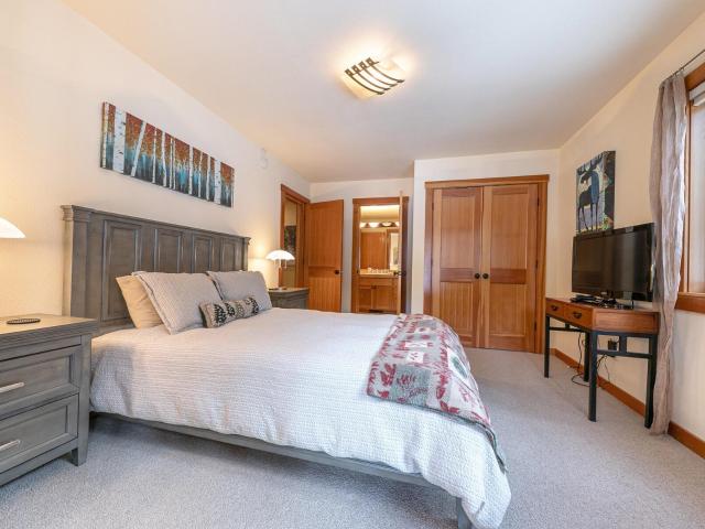 1018 Snow Crest Rd, Alpine Meadows, CA 96146 | MLS #20261