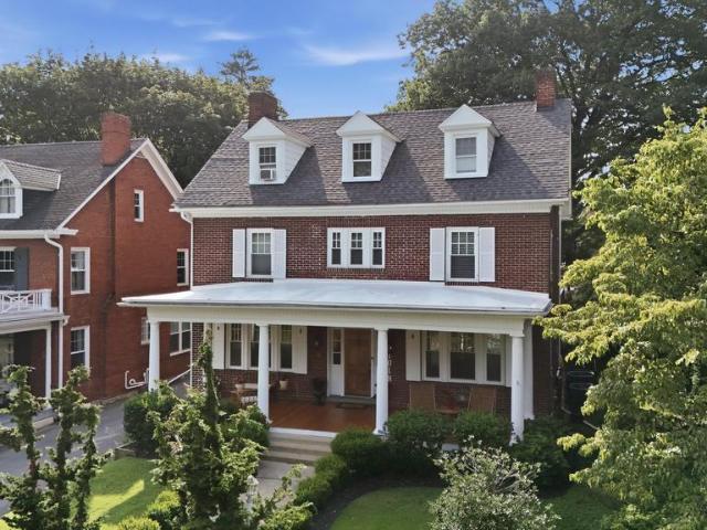 1018 The Terrace