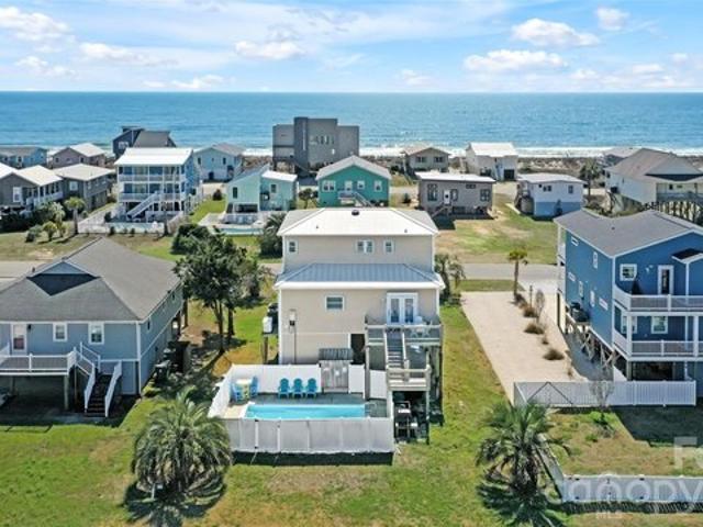 1018 W Dolphin Dr, Oak Island, NC 28465