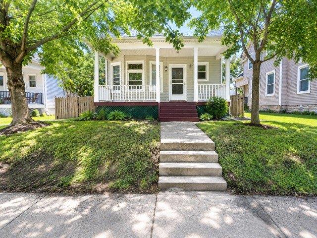 1018 1 / St, Rock Island, IL 61201