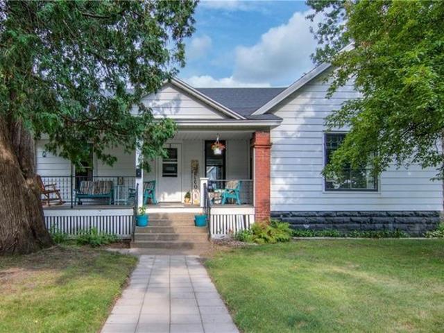 1018 6th Ave, Eau Claire, WI 54703