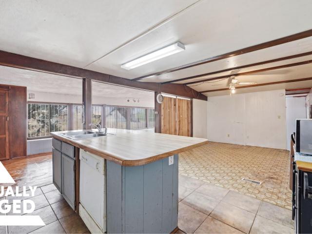 10193 s rainbow ranch road