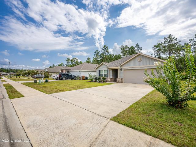 10194 Orchid Magnolia Drive